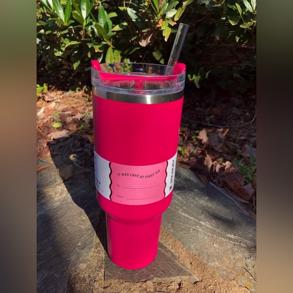 Stanley | Dining | Nwt Valentines Stanley Flowstate Quencher 4oz Cosmo ...